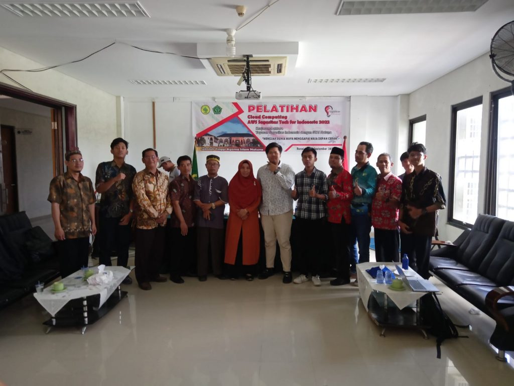 STAI Natuna Mengikuti Pelatihan Cloud Computing AWS Sagasitas Tech for Indonesia 2022 – Selamat ...
